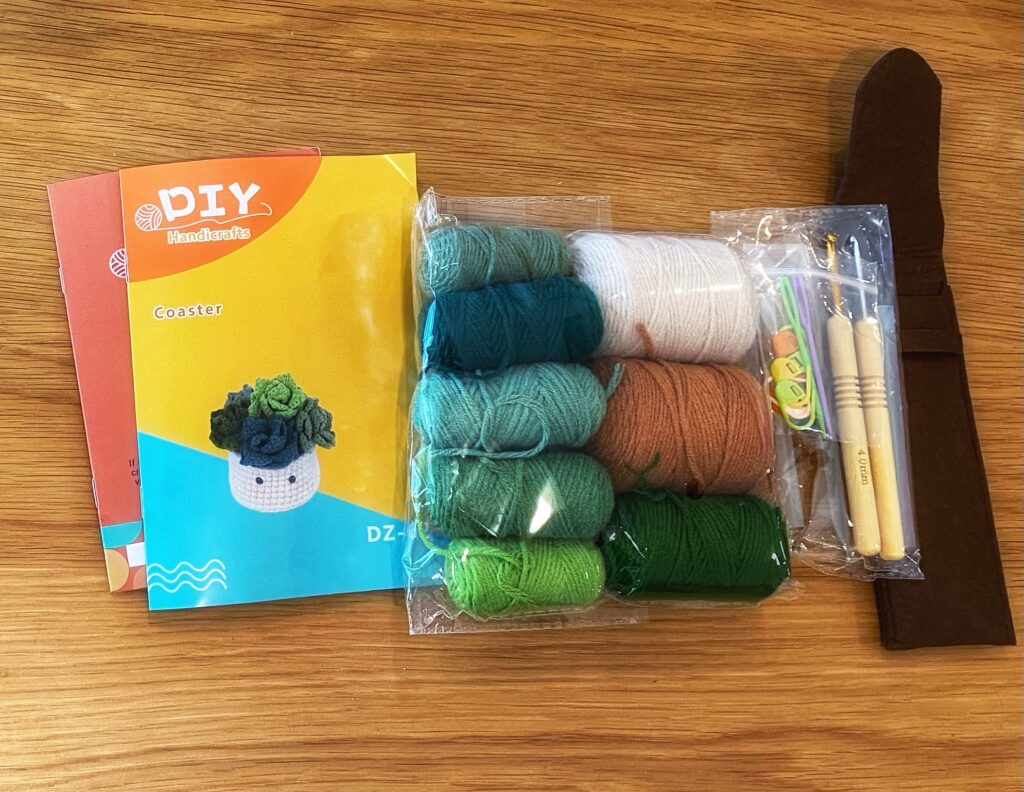 Touchet Crochet: DIY Handicraft Crochet Kit for Beginners and How to ...